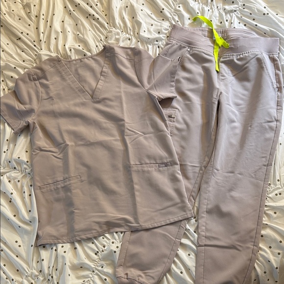 Figs | Other | Beigegray Scrub Set With Neon Accents | Poshmark